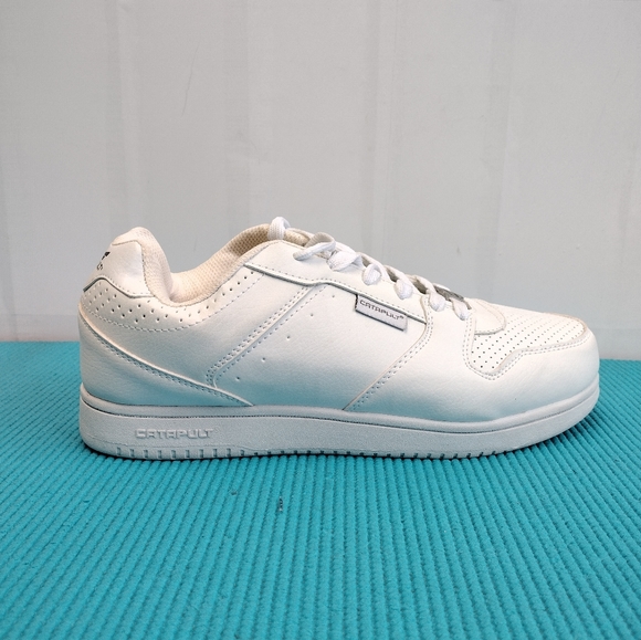 Catapult | Shoes | Catapult Mens Challenge White Basketball Shoes Size ...
